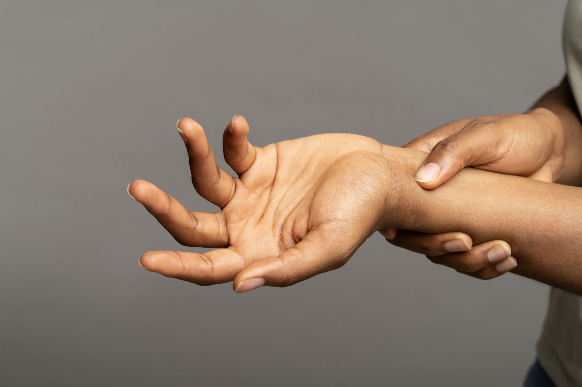 Kenali Trigger Finger, Kondisi Jari yang Umum Menyerang Penderita ...